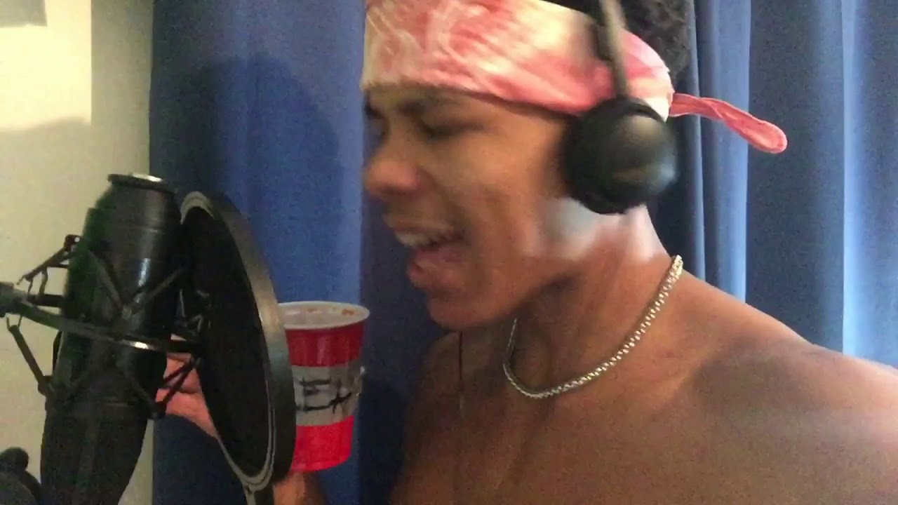 (Comedy skit) how rappers snitch on themselves in their music... - YouTube