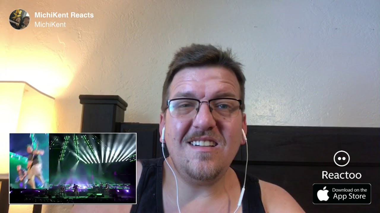 REACTION: Rob Joyce Plays Guitar For Keith Urban on "Good Thing" - YouTube