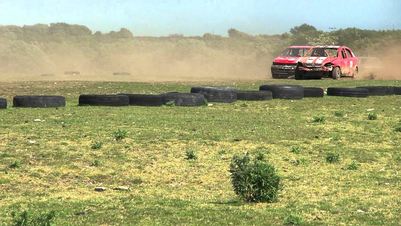 Penrhiw banger racing, Aberarth. Vauxhall Cavalier sri - YouTube