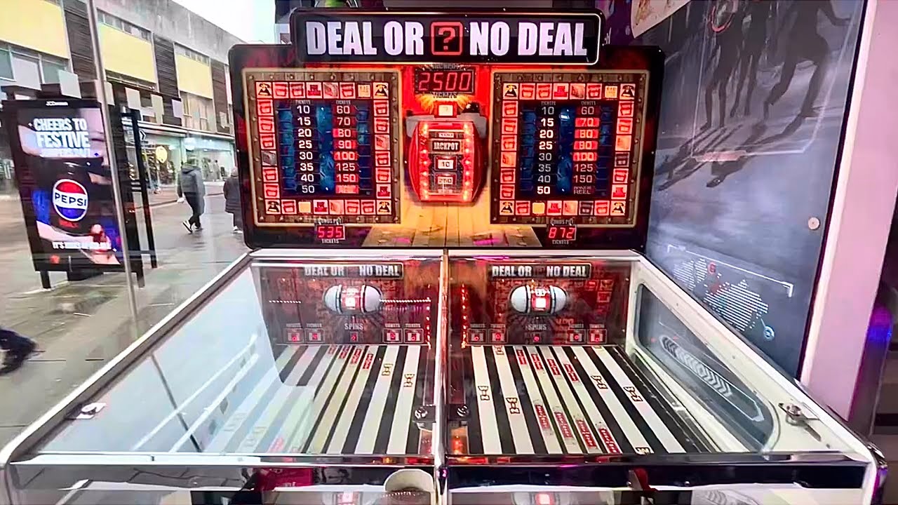 Deal Or No Deal Roll Down Arcade Game Gameplay - YouTube