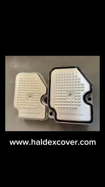Quick tutorial how to replace the cover on the Ecu from the rear ...