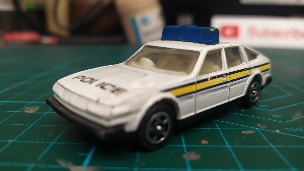 rover sd1 3500 corgi custom - YouTube