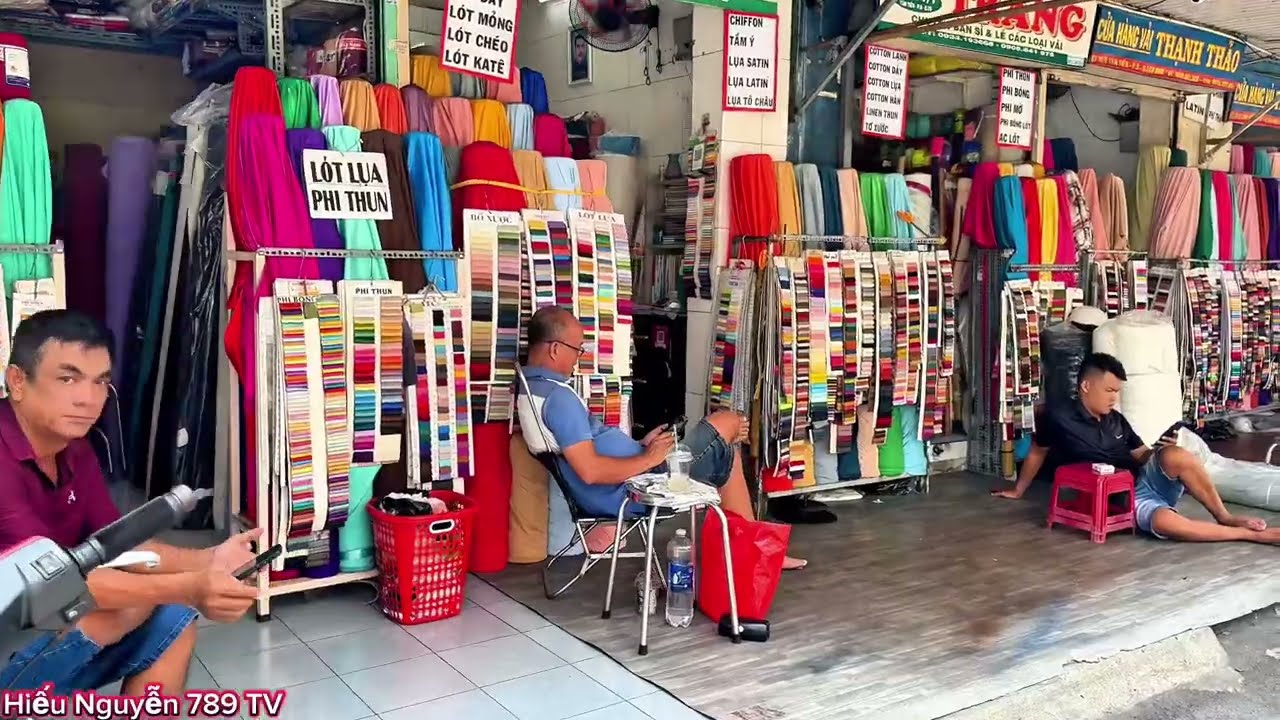 Khám phá chợ Tân Bình và ghé quán ăn tô mì quảng ngon tuyệt vời-Hiếu Nguyễn 789 TV - YouTube