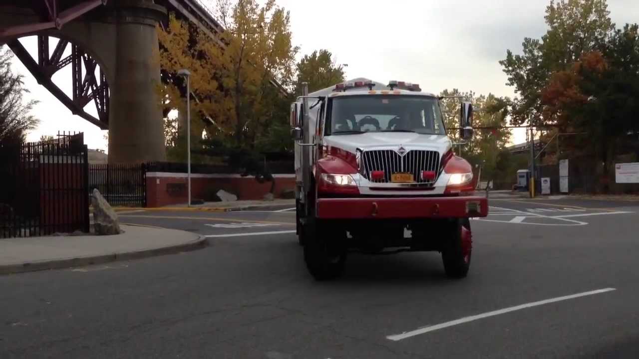 FDNY - NEW SOC Support Truck - 10/30/13 - YouTube