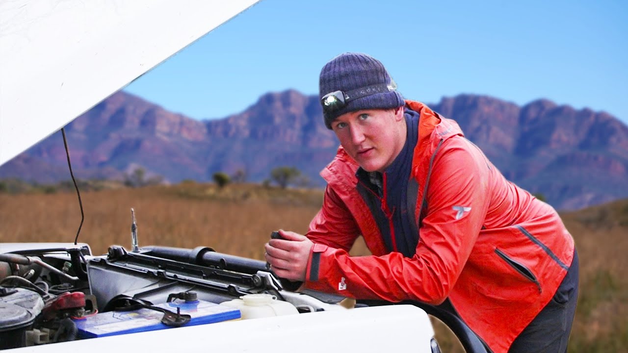 Breaking Down In The Outback! - Stranded In The Flinders Ranges ...