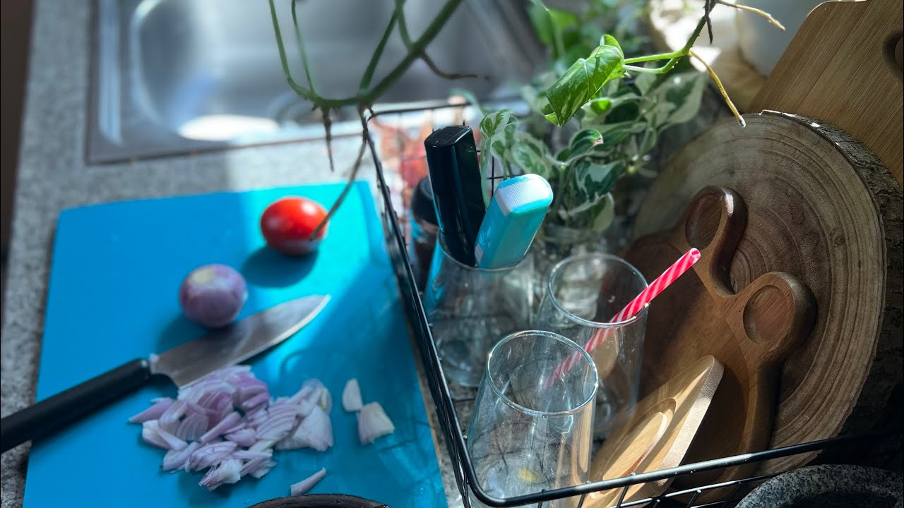 Cooking in my kitchen - උයන්න ආස අයට 👀 - YouTube