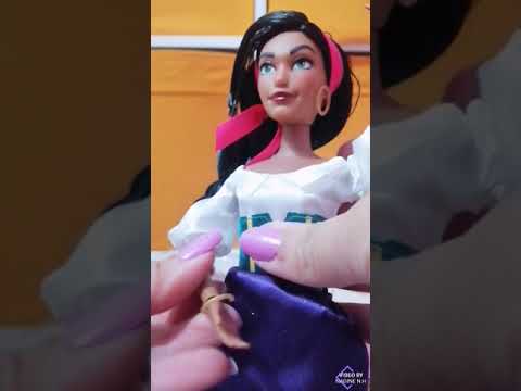 Azmeralda unboxing and review disney classic dolls