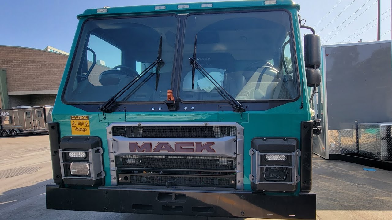 New MACK LR Electric Amrep with Tag Axle! Epic! Brand New! Los Angeles ...