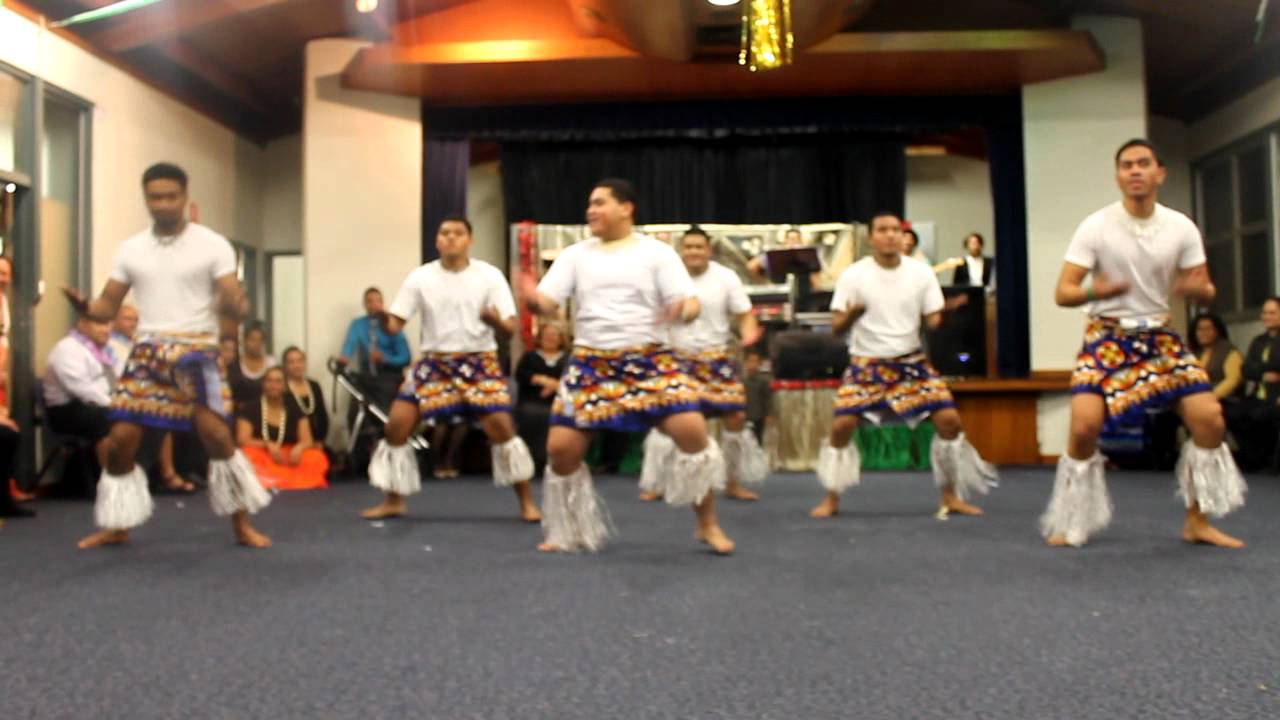 Richlands Boys YSA Samoan Dance-Remix - YouTube