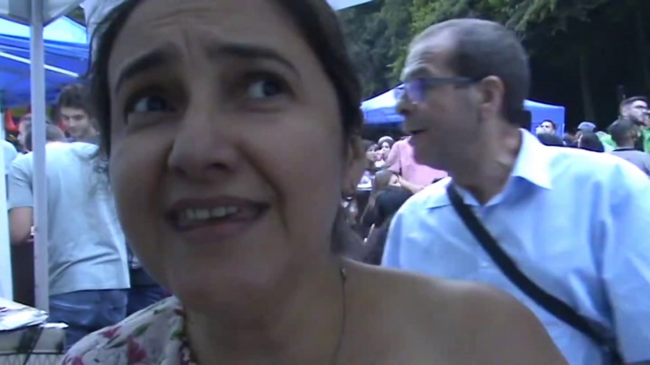 Isabella du Nicaragua chez qui on mange et on danse on fait la fiesta ...