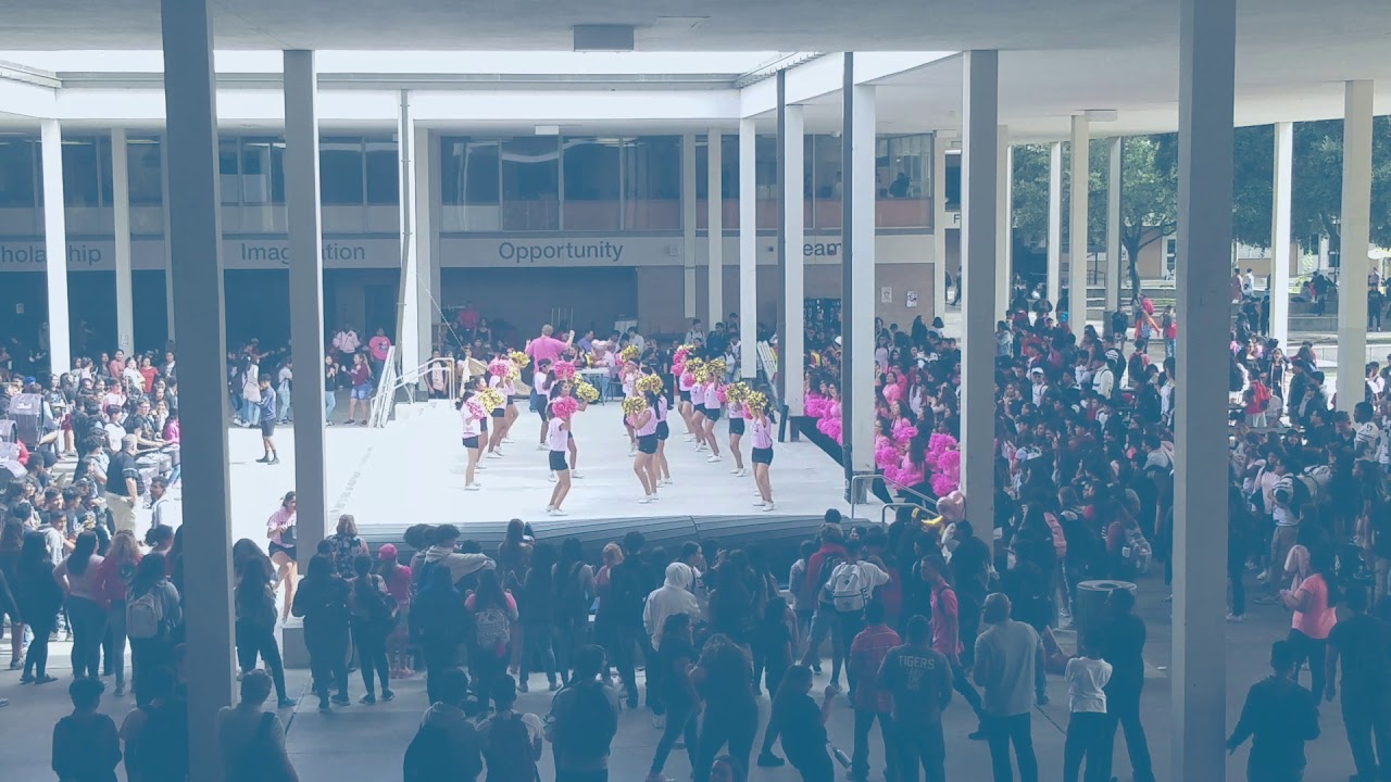 SWHS - BOND 2017 - YouTube