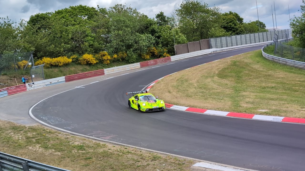 24h Qualifiers Nürburgring. Test und Einstellfahrten. Sabine Schmitz ...
