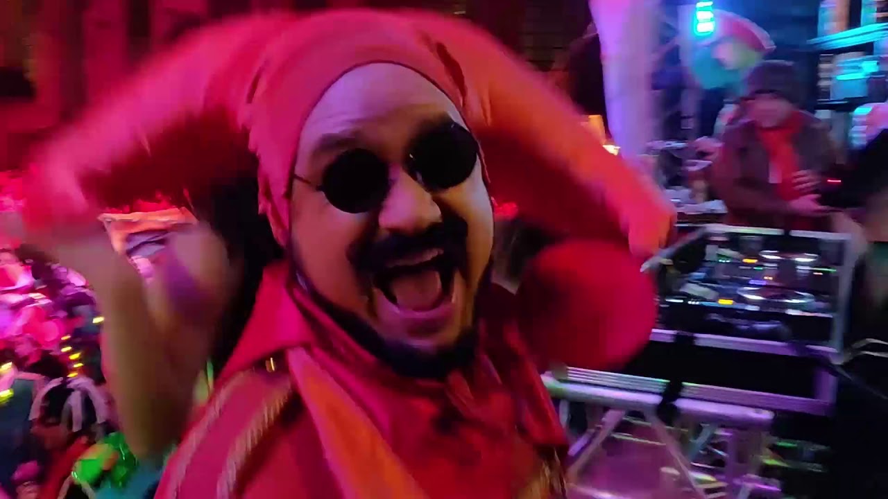 Hossen op de Markt 2019 - Wasmasjien (Trafassi) - YouTube Music