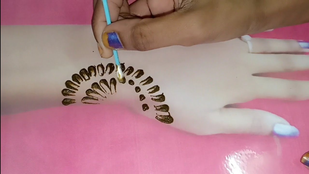 Beautiful and easy mehndi design trick using cotton bud | #mehndidesign ...