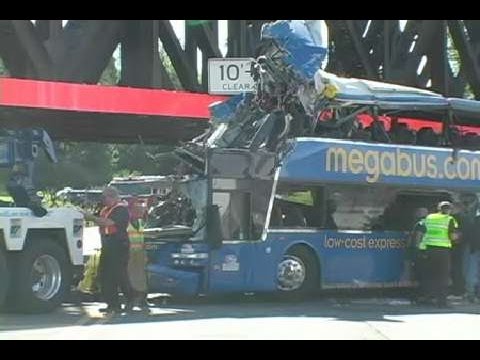 Driver in Syracuse Megabus crash has Died - YouTube