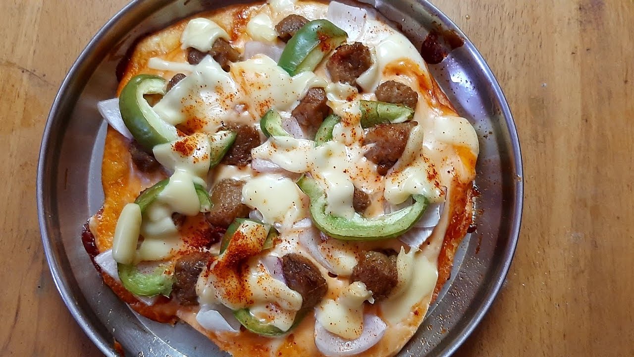 Soyabean pizza || Soya chunk pizza || withoutyeast || withoutoven - YouTube