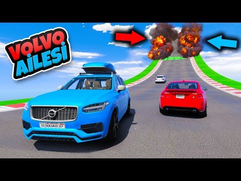 Volvo Ailesi Arabalar Uçma Parkurunda Yarışıyor - GTA 5