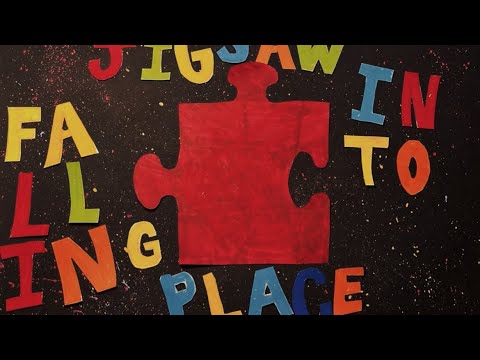 Jigsaw Falling Into Place: Radiohead Stopmotion Lyric Video - YouTube