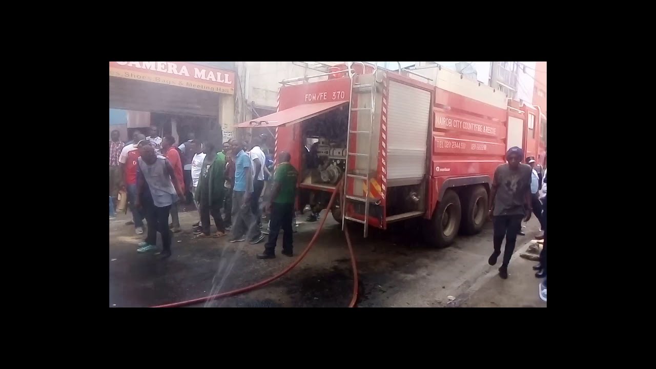 A BUILDING BURNING IN NAIROBI KENYA IN THE CAPITAL CITY - YouTube