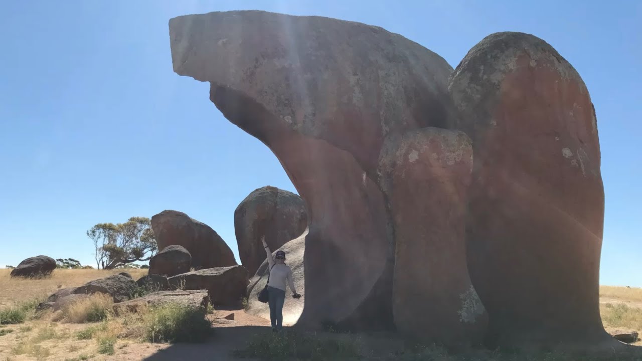 MURPHY’S HAYSTACKS SOUTH AUSTRALIA’S HIDDEN SECRET LOCATION - YouTube