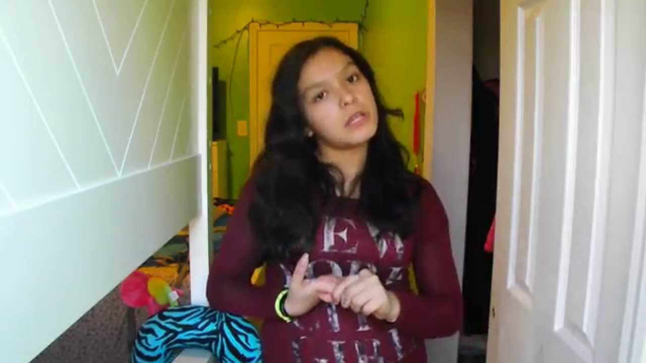 25 Facts About Me|| Lupe - YouTube