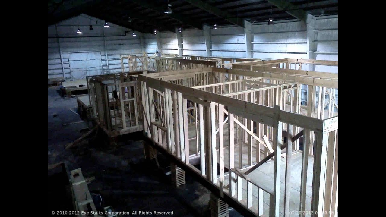 Timelapse Construction of house getting built in factory - YouTube