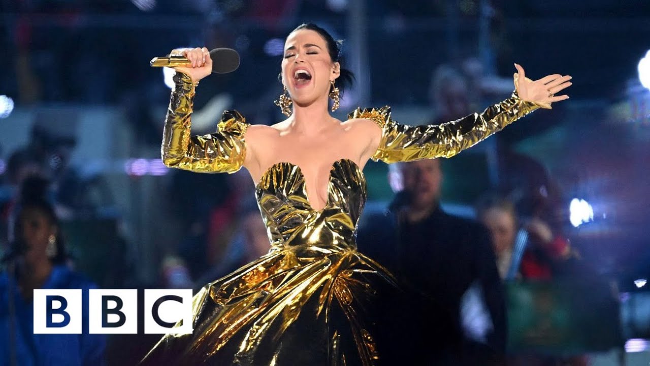 Katy Perry Performs 'Roar' & 'Firework' LIVE at The Coronation Concert ...