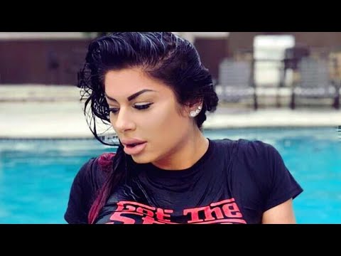 Lindi Nunziato Curvy Model | Biography | Wiki | Age | Height | Weight | Figure |  Career and More