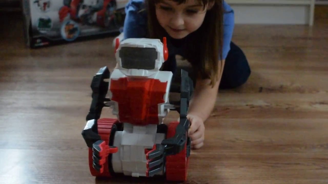 Evolution Robot - Clementoni - YouTube
