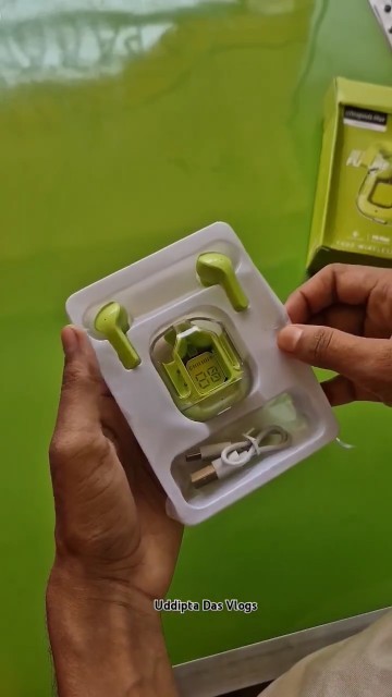 ULTRAPODS MAX [EARBUDS] UNBOXING VIDEO - YouTube
