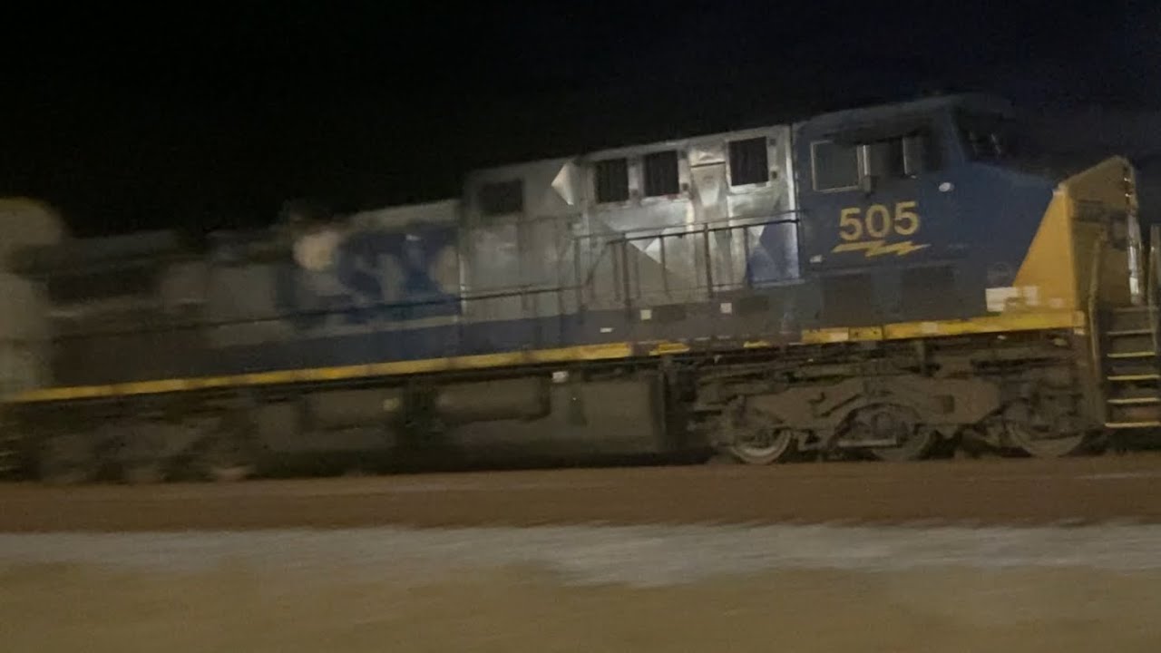 CSX M603 clears Folkston - YouTube