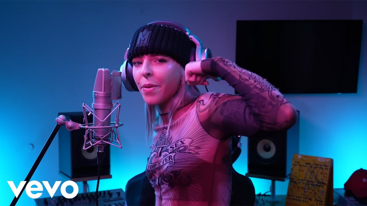 YOUNG MIKO || BIZARRAP Music Sessions #58 + Bonus Track - YouTube