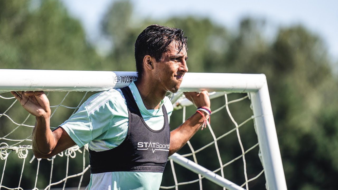 Interview: Danny Leyva on postseason training - YouTube