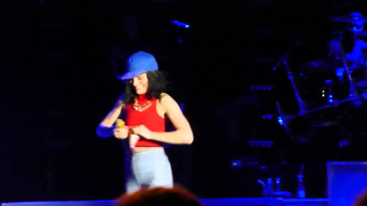 Haribo song - YouTube