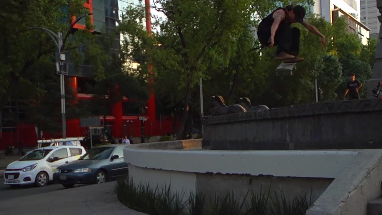 ABRIL 2024 | EGIIE BOTELLO - YouTube