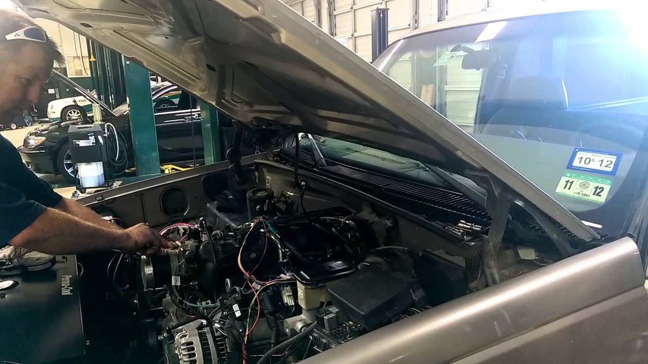 1998 Chevy 5.3 swap. First run - YouTube