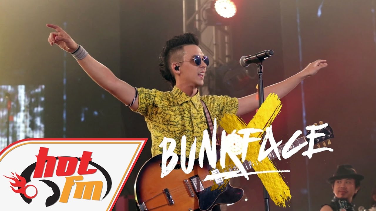 Bunkface X Live In Kuala Lumpur #SaraBuatSibuk - YouTube