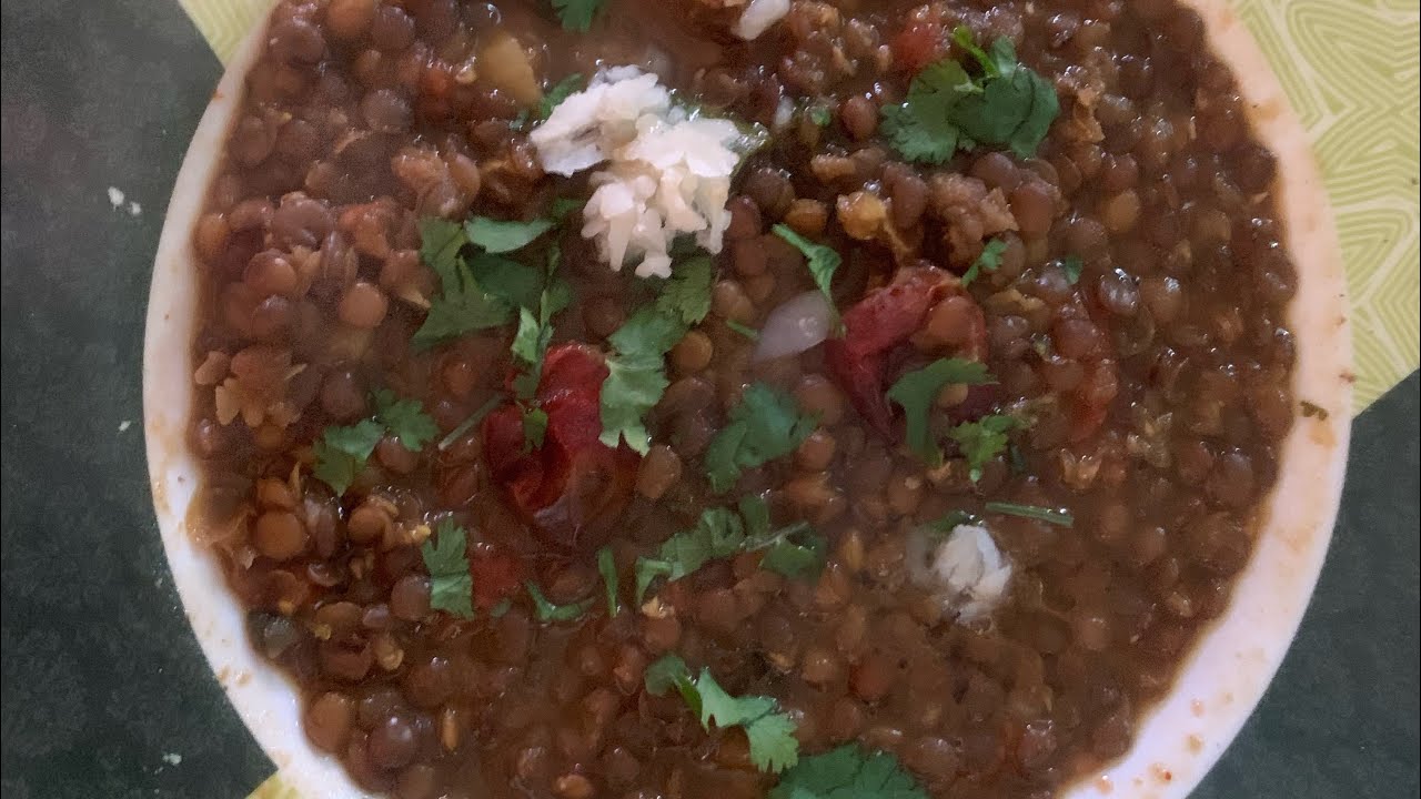 Daal Masoor |sabut masoor daal recipie - YouTube