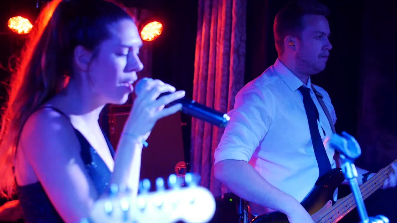 The One Night Band - Sussex Wedding & Party Band For Hire