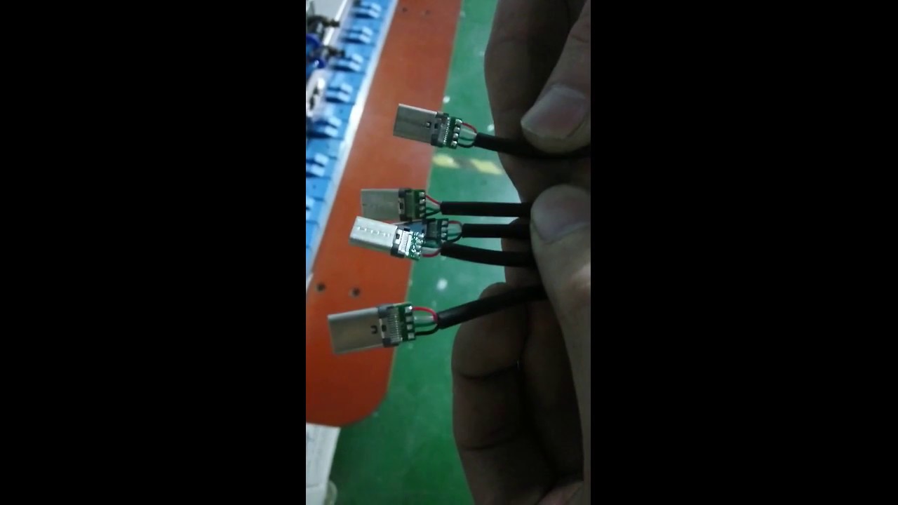 Automatic USB type C soldering machine - YouTube