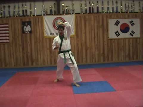 Pyung Ahn Cho Dan - YouTube