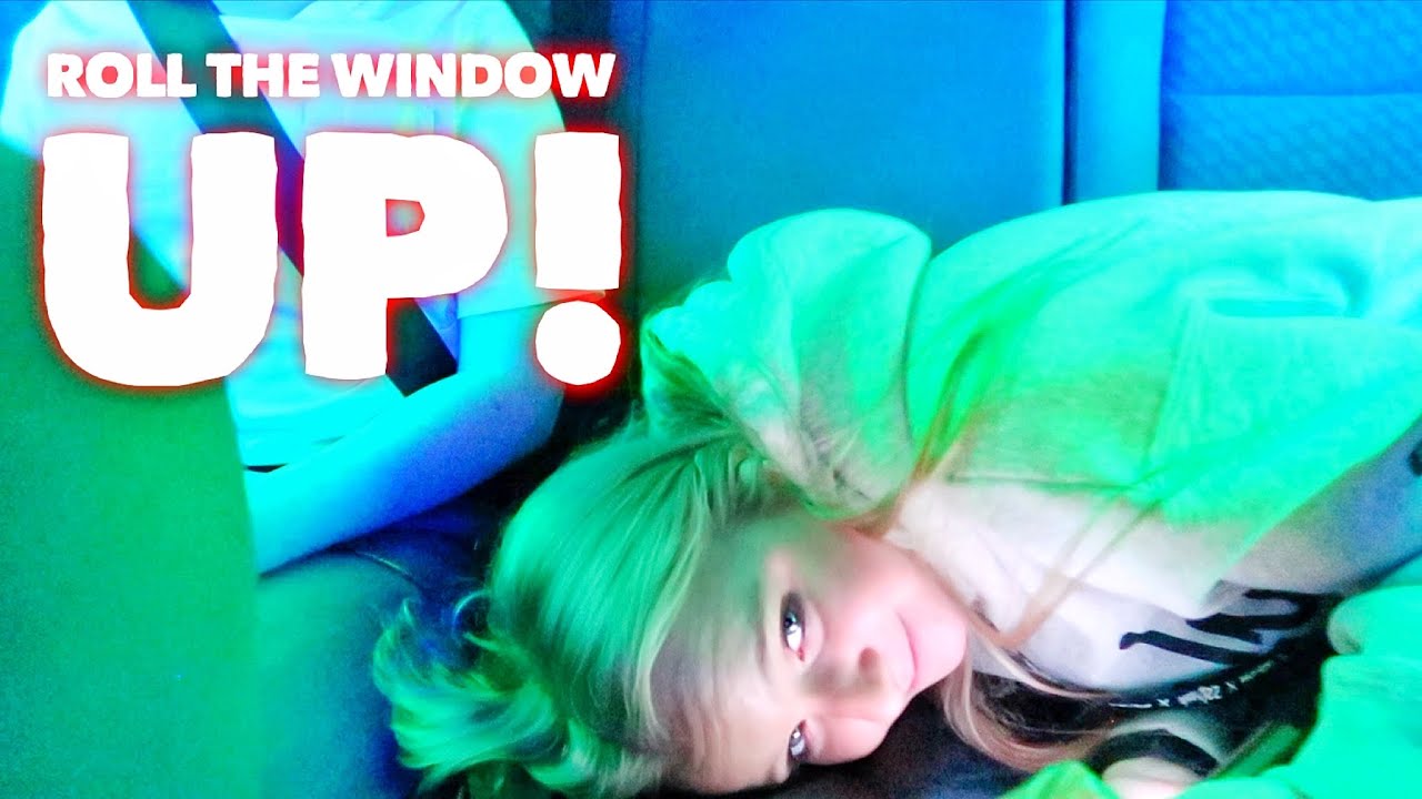 CHRISTMAS BAKING | ROLL UP THE WINDOW!!! | Vlogmas Day 22 | Family 5 ...