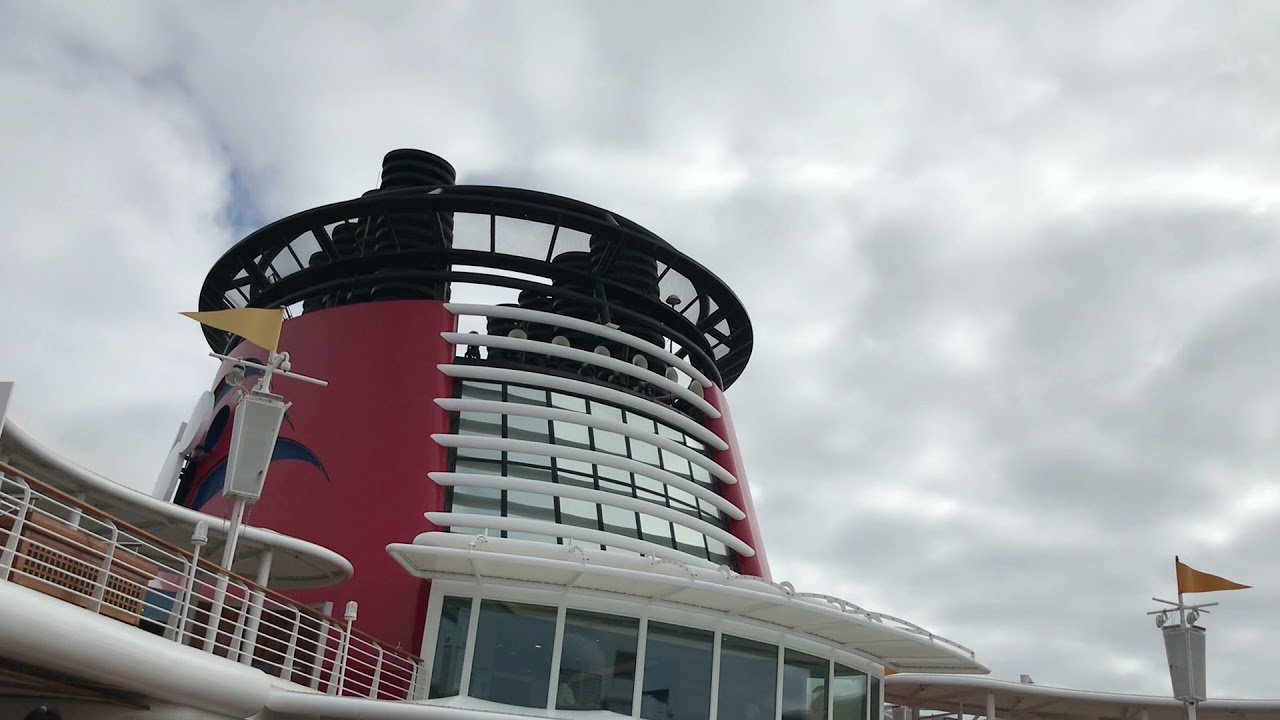 Disney Magic Horn - YouTube