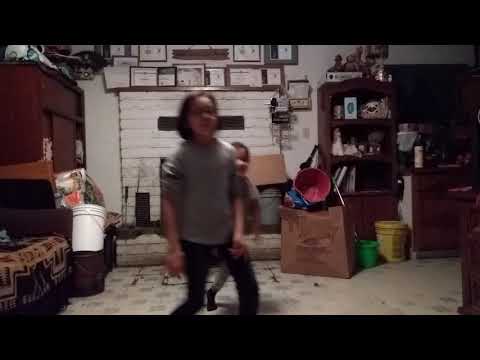Trying to do the splits but hit her face on the floor(Epic failllll )