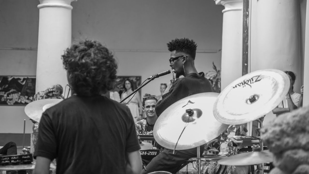 MISIFUZ TRINITY - MILESTONES (Miles Davis) live at Casa Guayasamín ...