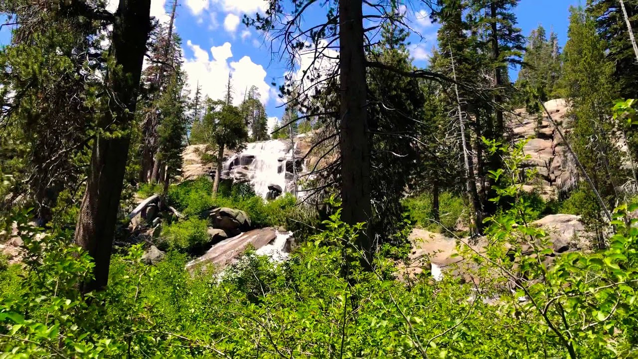 Minaret falls from the closest access point on Pacific crest trail near ...