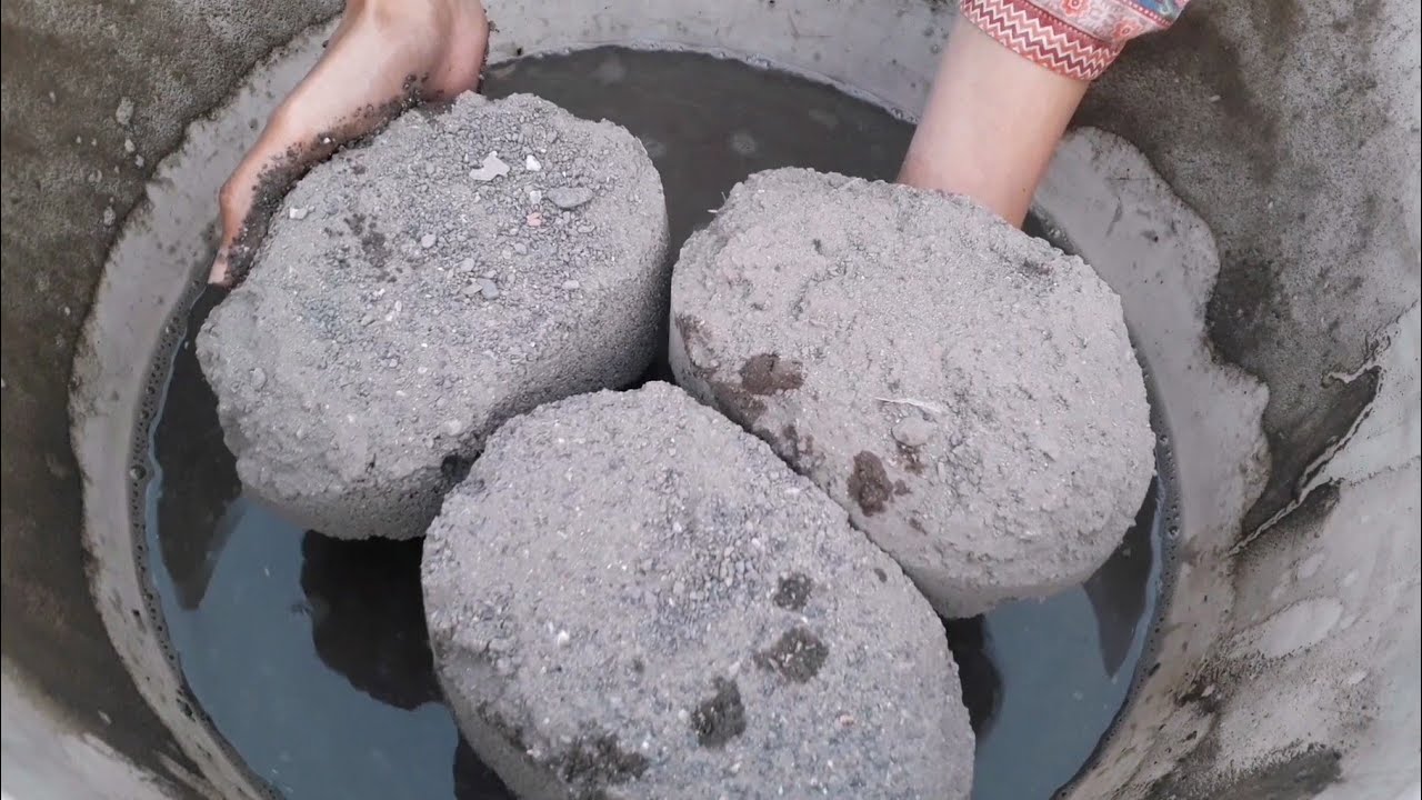 Black grainy crunchy bricks extra dusty crumbling in lots of water 💤 ...