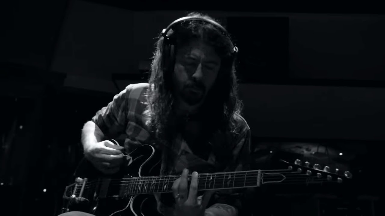Dave Grohl - Play (4K Audio Remastered 2019) - YouTube