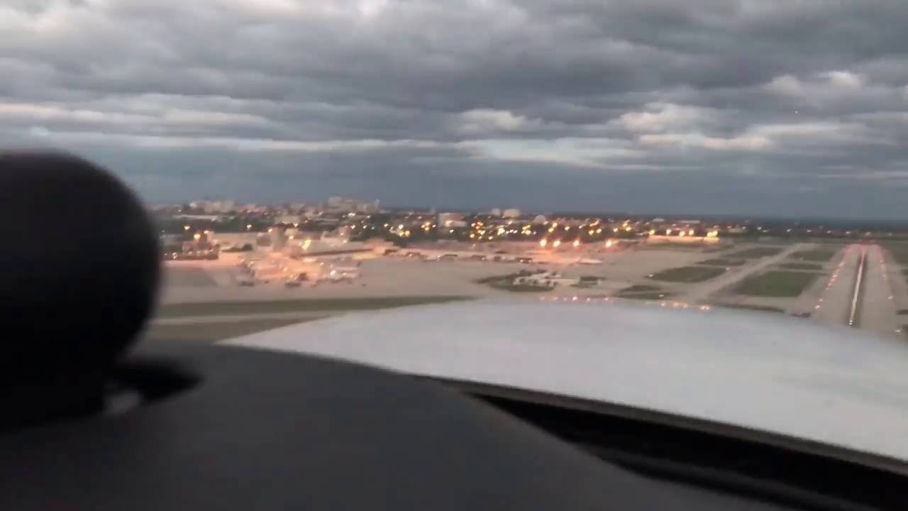 Low Approach at KPBI in Piper Aerostar - YouTube