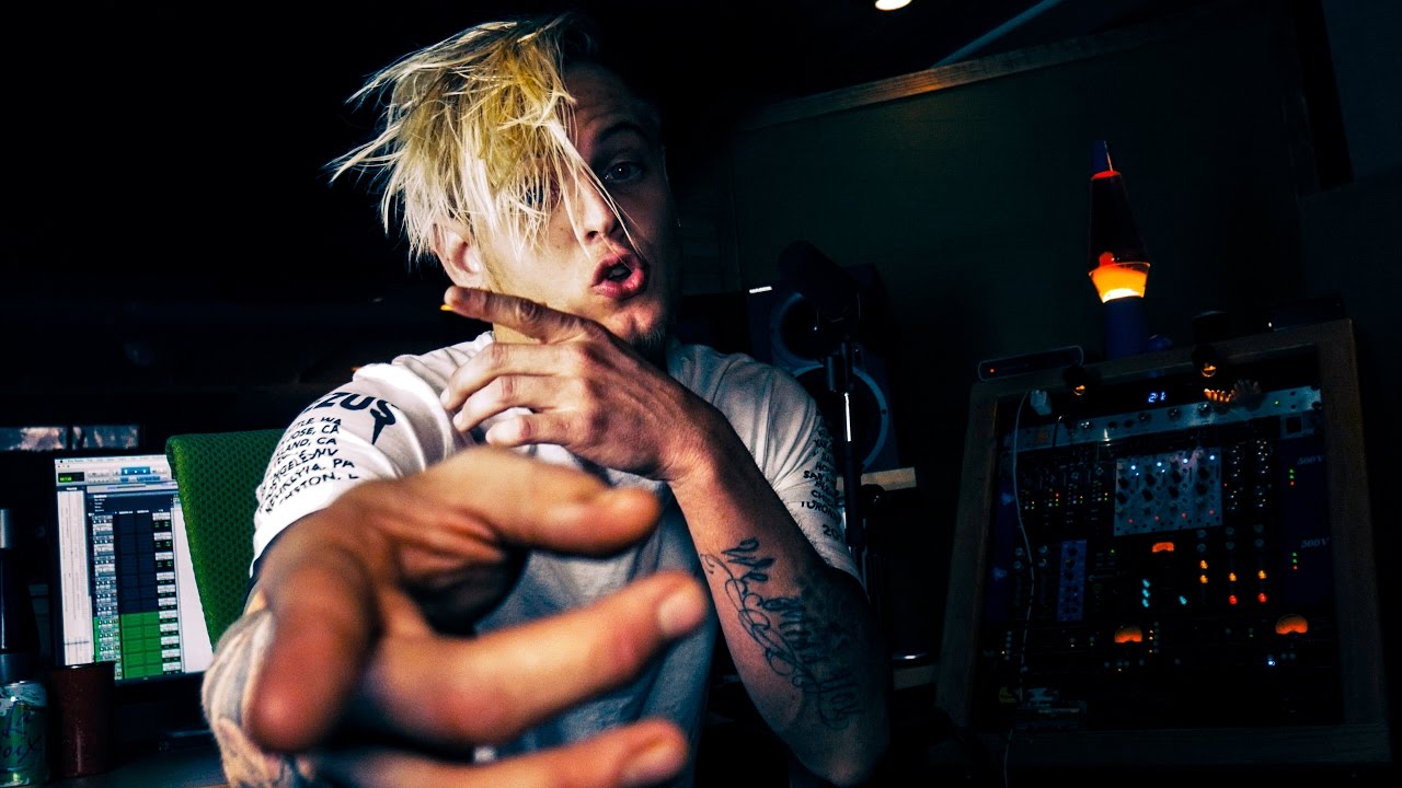 Justin McMahon | Waves Remix | Official Video | Dillenger Media - YouTube